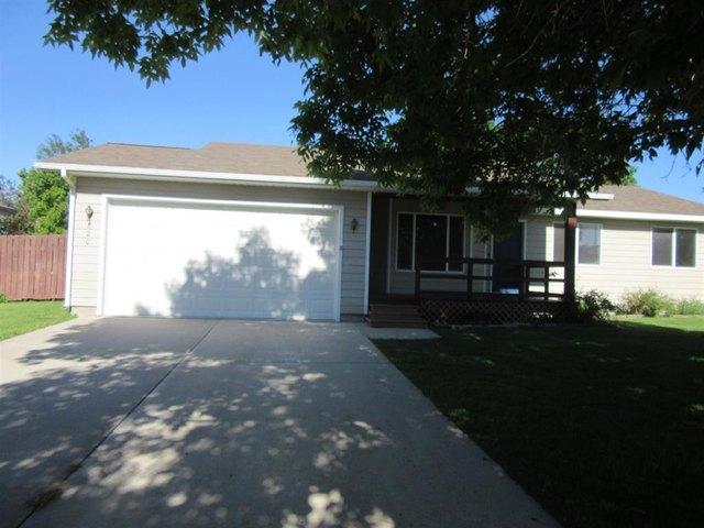 820 Outlook Ct, Cody, WY 82414