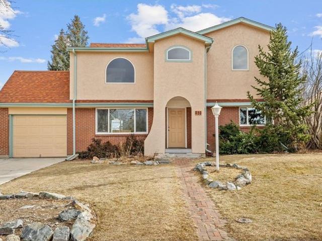 820 Lotus Way, Broomfield, CO 80020