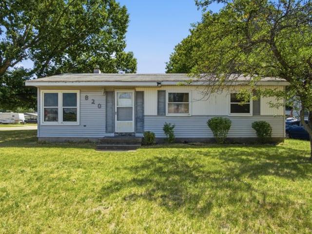 820 Loudon St, Big Rapids, MI 49307