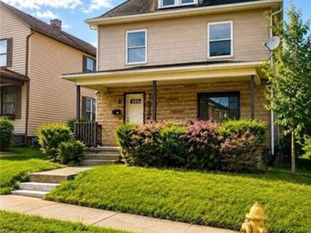 820 Lathrop St, New Castle, PA 16101