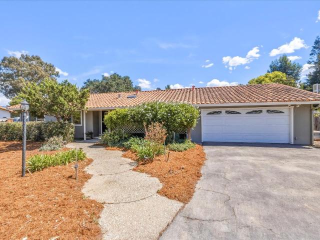 820 Maple Ave, San Martin, CA 95046 | MLS #ML82044 | Compass