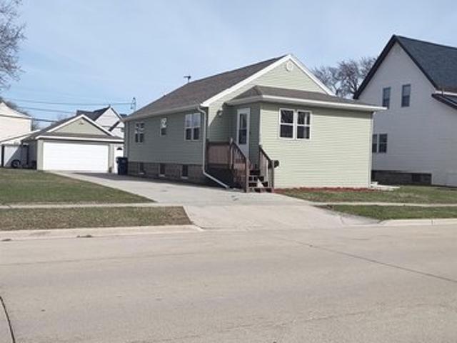 820 Minnesota Ave, North Fond du Lac, WI 54937