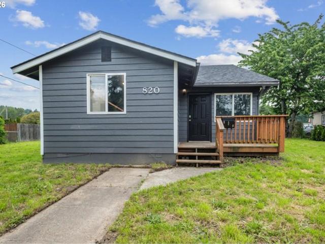 820 N 1st Ave, Kelso, WA 98626