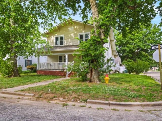 820 N A St, Wellington, KS 67152