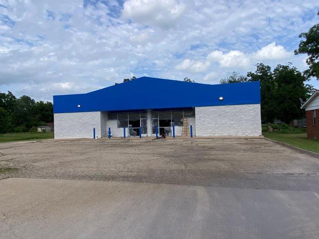820 n main