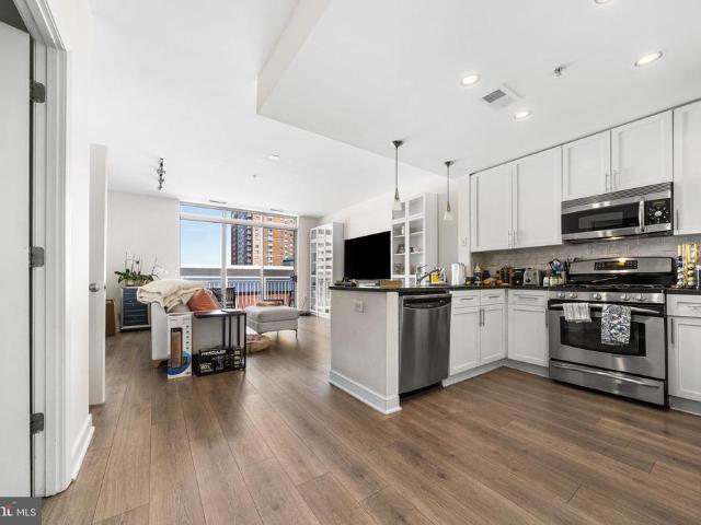 820 N Pollard Street # 912