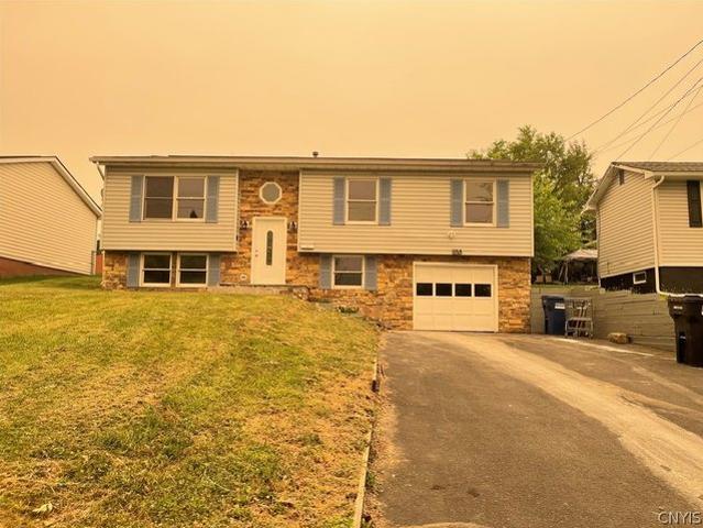 820 Northway St, Syracuse, NY 13224