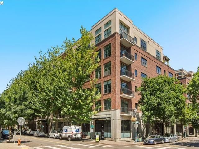 820 NW 12th Ave Apt 518, Portland, OR 97209