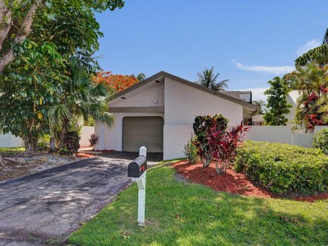 820 NW 21st Way Unit 820, Delray Beach, FL 33445