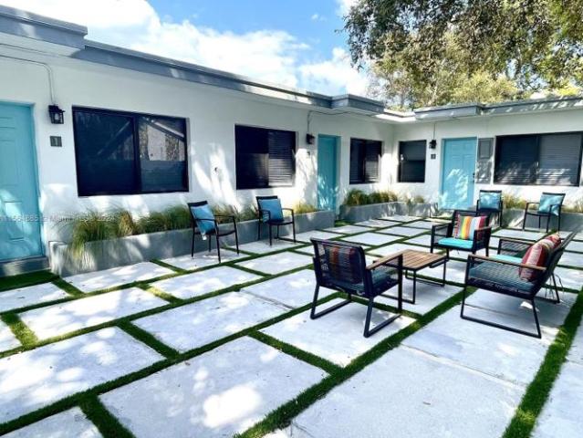 820 S Federal Hwy #1, Lake Worth, FL 33460