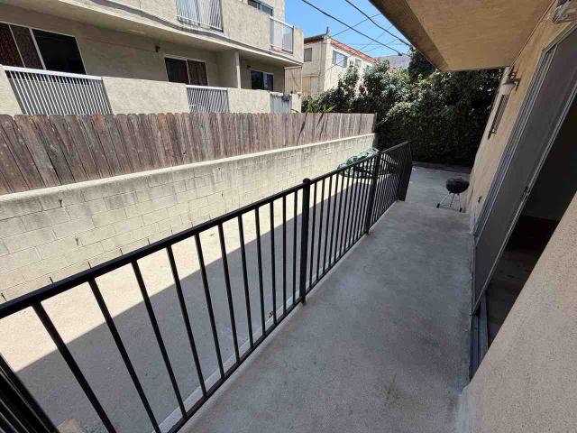 820 S.KINGSLEY DR. 2 Bedroom Apartment for Rent at 820 S Kingsley Dr, Los Angeles, CA 90005 Wilshire Center Koreatown