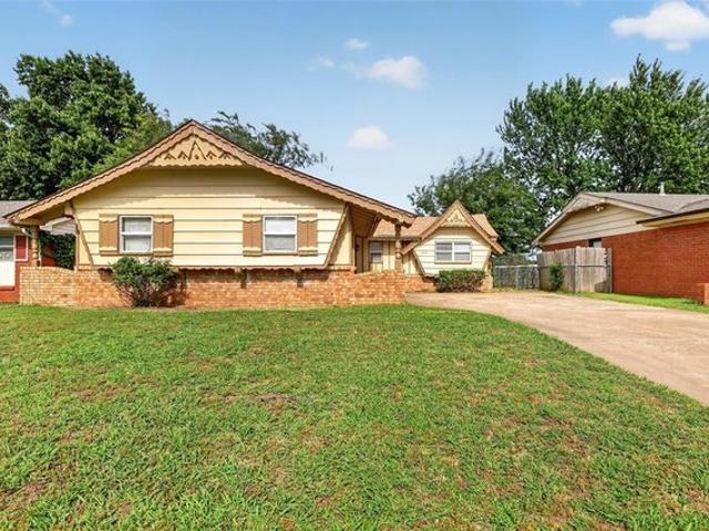820 S Scott St, Del City, OK 73115