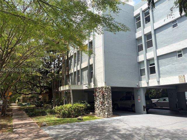 820 Salzedo St Apt 405, Coral Gables, FL 33134