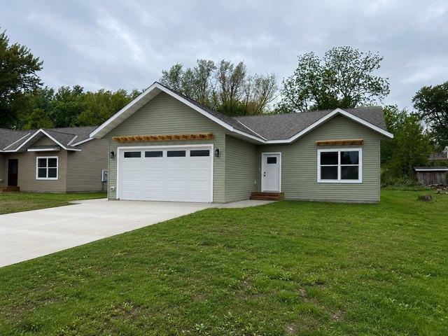 820 Spark Ave, Albert Lea, MN 56007
