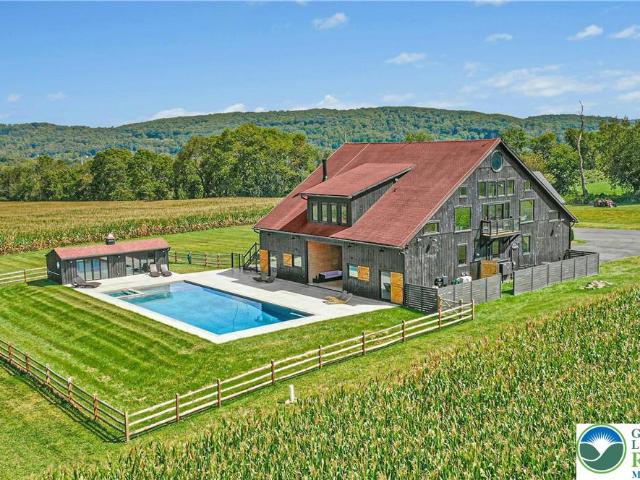 820 Spring Hill Rd, Riegelsville, PA 18077 | MLS #772661 | Compass