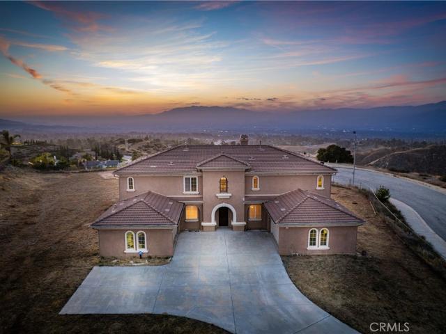 820 Panorama Point