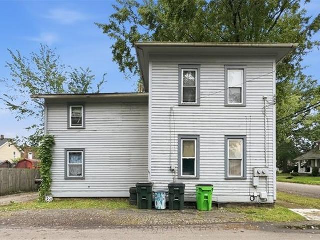 820 Parkview St NE, Massillon, OH 44646