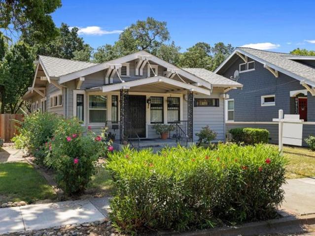 820 W Acacia St, Stockton, CA 95203