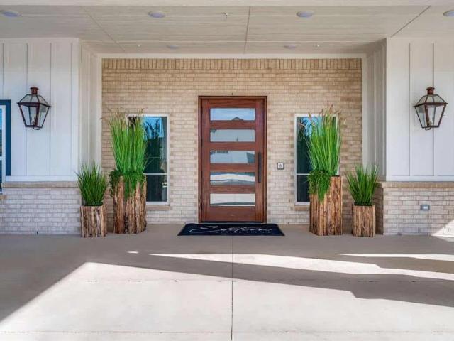 820 W McLeroy Boulevard # 2009