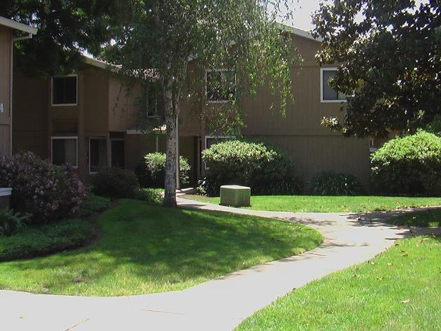 820 West 4th Ave, 3 beds, 1 full bath