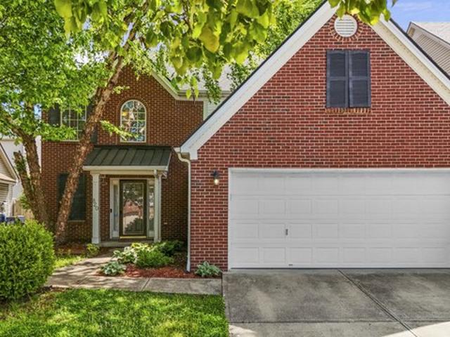 820 White Wood Flt, Lexington, KY 40511