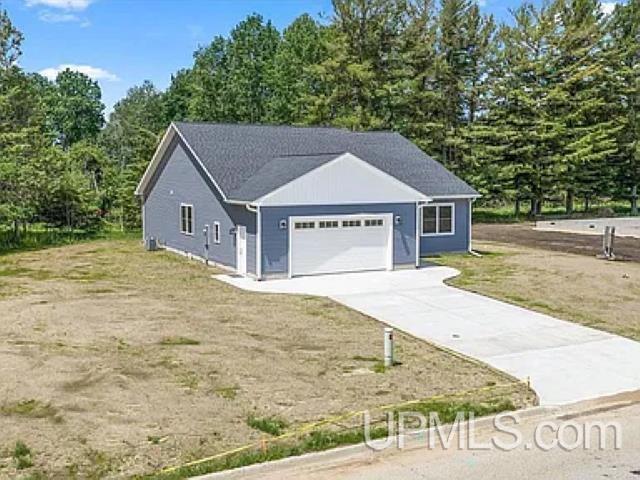 820 Willow Creek Road