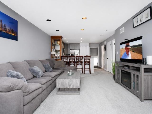 820 Topsail Lane