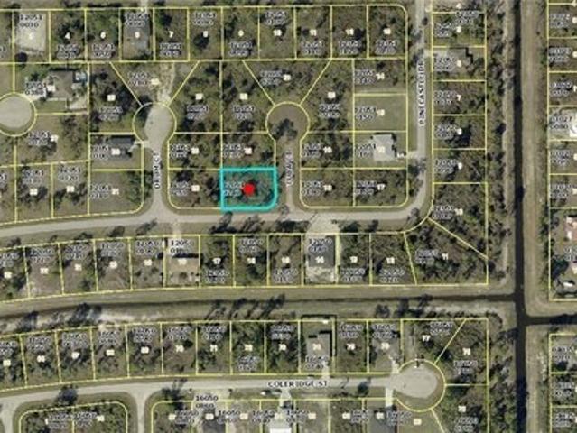 820 Tuba Ct, Lehigh Acres, FL 33974