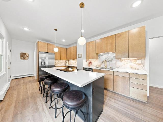 820 Vine Street