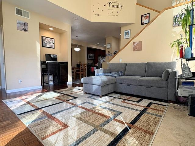 8215 E White Oak 77