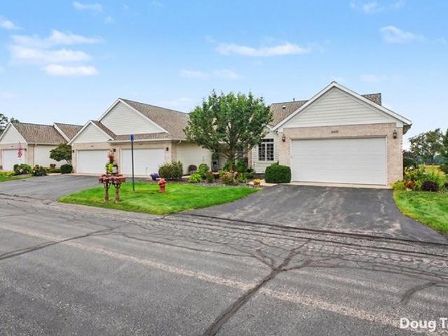 8215 Stoney Ln SW, Byron Center, MI 49315