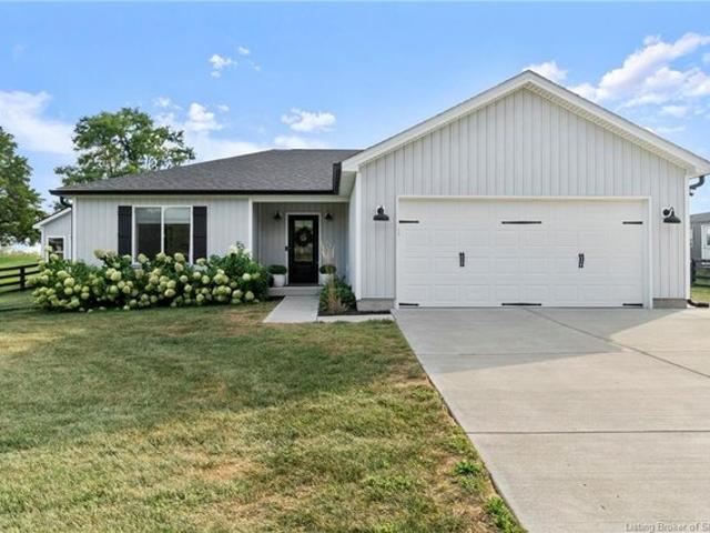 8215 Salem Church Rd, Charlestown, IN 47111