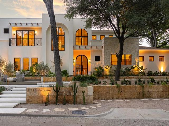 8215 San Cristobal Dr, Dallas, TX 75218