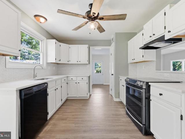 8215 Virginia Lane