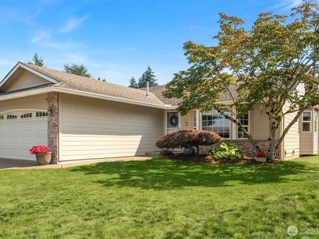 8215 49th Ave NE, Marysville, WA 98270