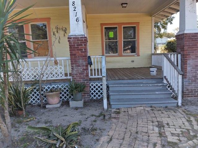 8216 N 14th St, Tampa, FL 33604