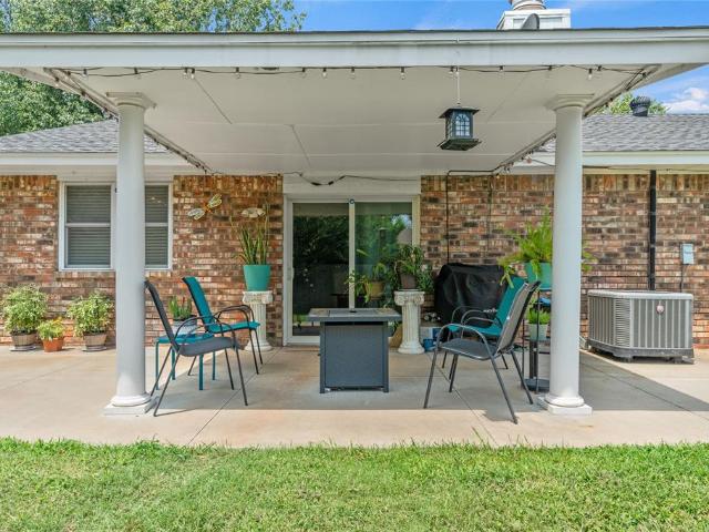 8216 Karla Lane