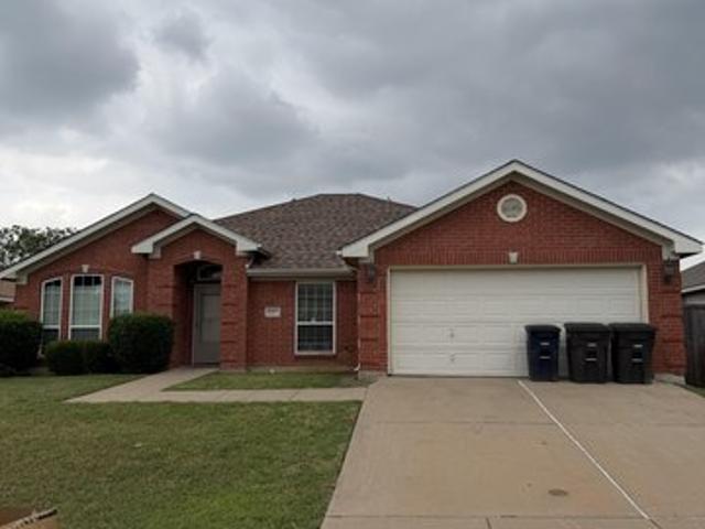 8217 Miami Springs Dr, Fort Worth, TX 76123