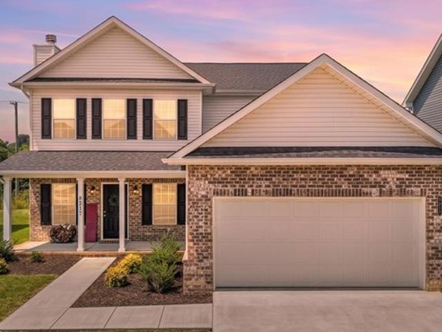 8217 Zenith Ln, Powell, TN 37849
