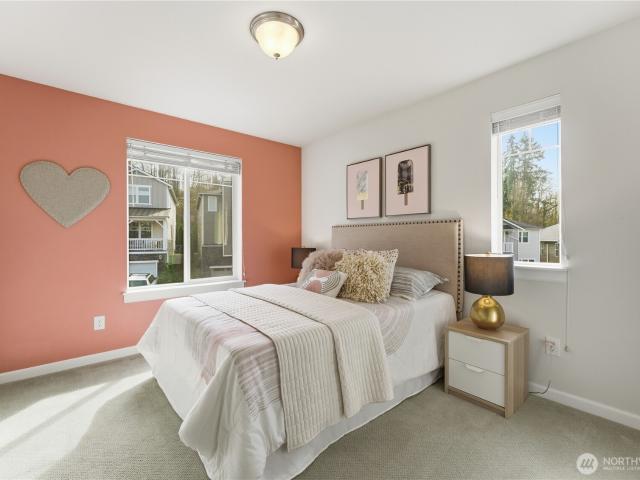 8218 NE 196th St, Kenmore, WA 98028 | MLS #2526