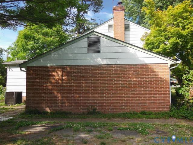 8218 Overbury Road