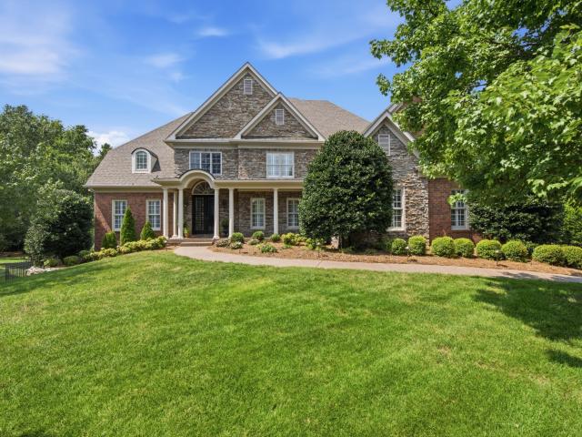 8218 Holly Rd