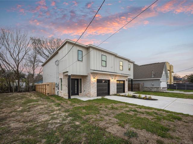 8218 Lawler St, Unit B, Houston, TX 77051 | MLS #23005