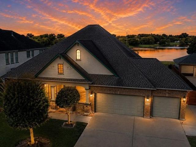 8218 Silent River Dr, Richmond, TX 77406