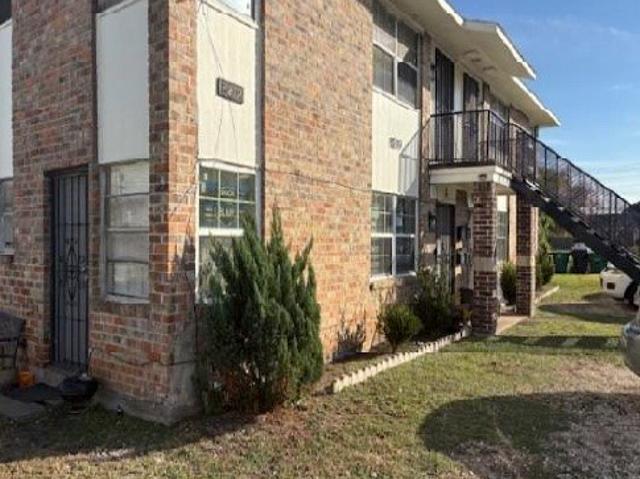 8219 Corinth St, Houston, TX 77051 | MLS #47047 | Compass