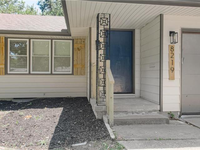 8219 E 85th Terrace