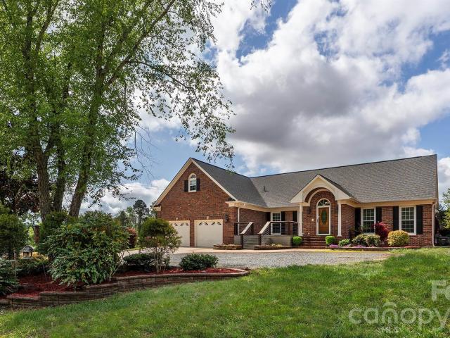 8219 Starnes Randall Road
