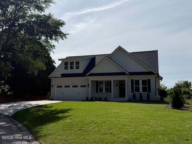 8210 Mainsail Ln, Wilmington, NC 28412