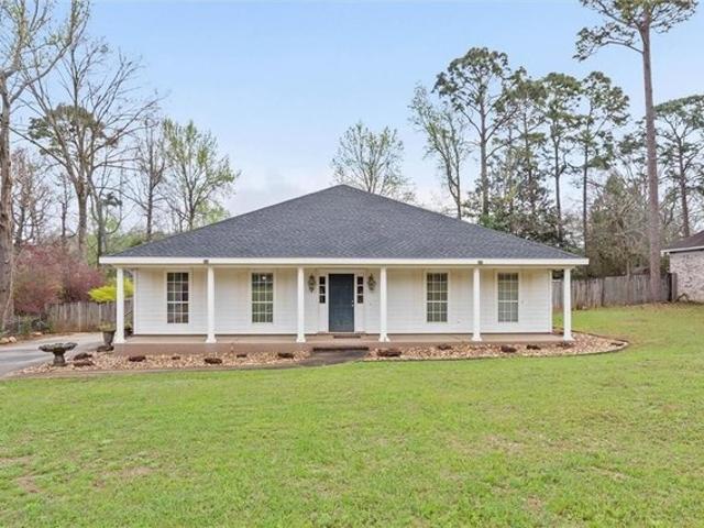 8210 Junior Rd, Mobile, AL 36695