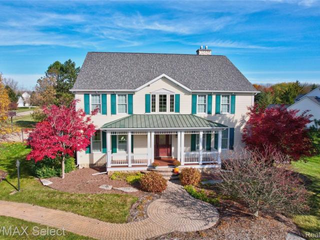 8211 Burleigh Rd, Grandblanc, MI